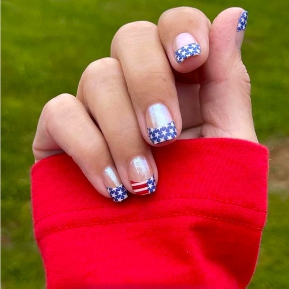 Color Street | Makeup | Color Street Red White And Belle | Poshmark